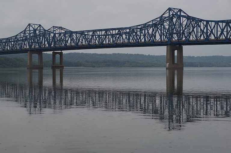23 Bridges in ILLINOIS (Stunning, Appealing, & Artistic)