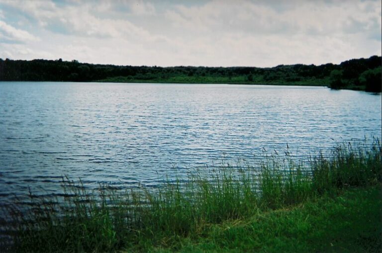 23 Lakes In ILLINOIS (Beautiful, Picturesque, & Relaxing)